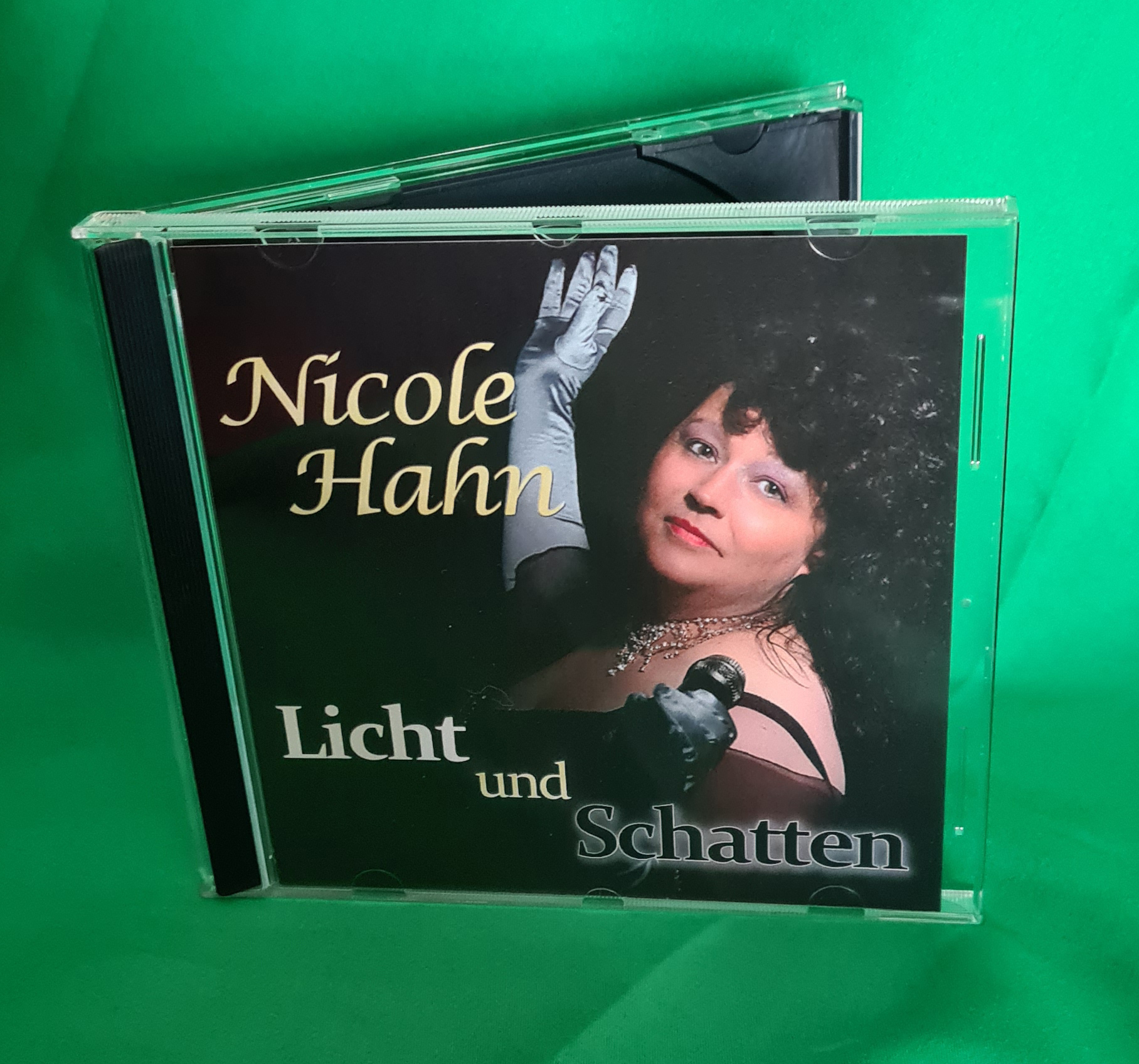 Shop – Nicole Hahn